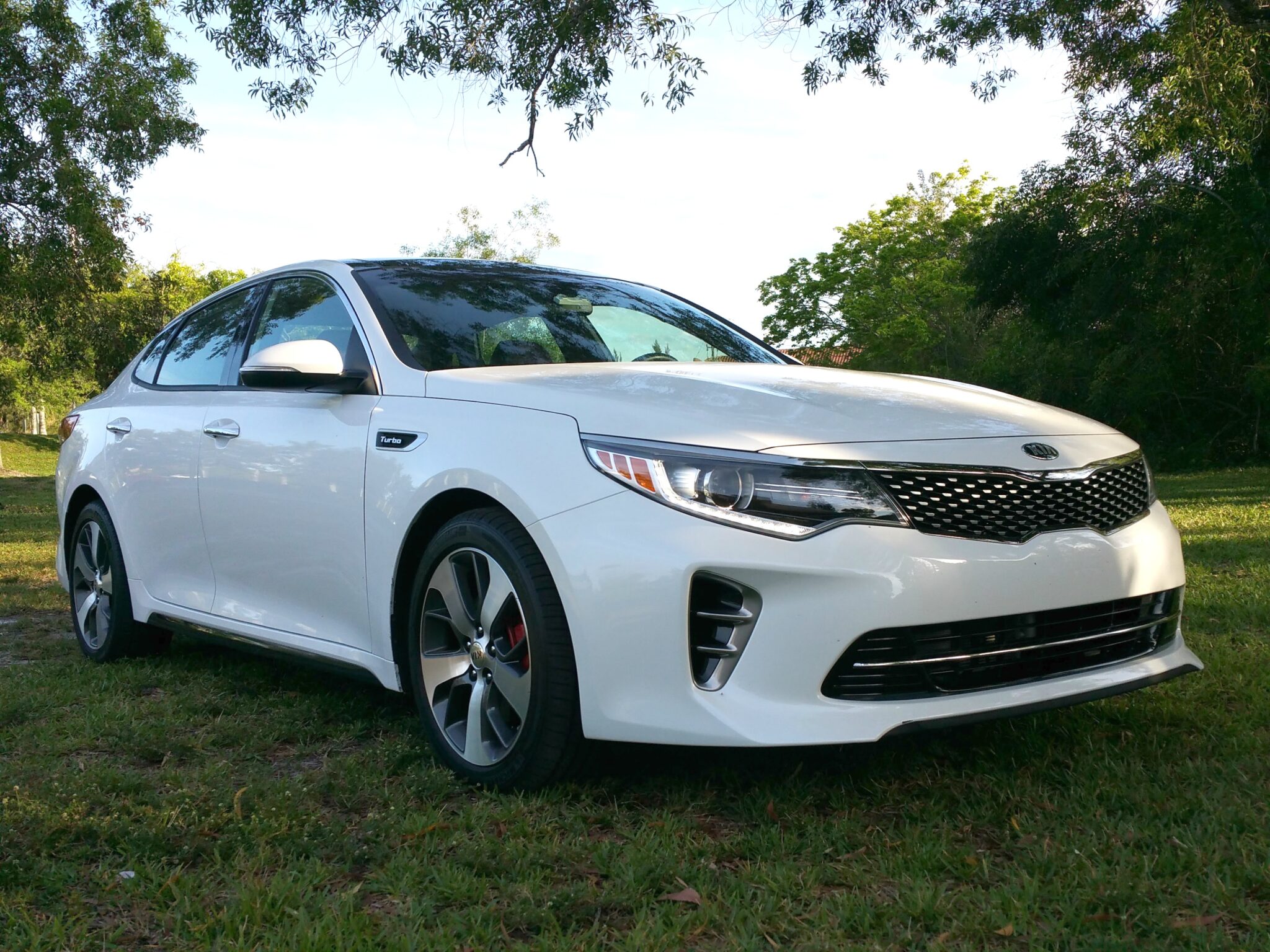 The 2016 Kia Optima SX Turbo Is Stylish Funtastic Life The 2016 Kia Optima SX Turbo Is Stylish Funtastic Life