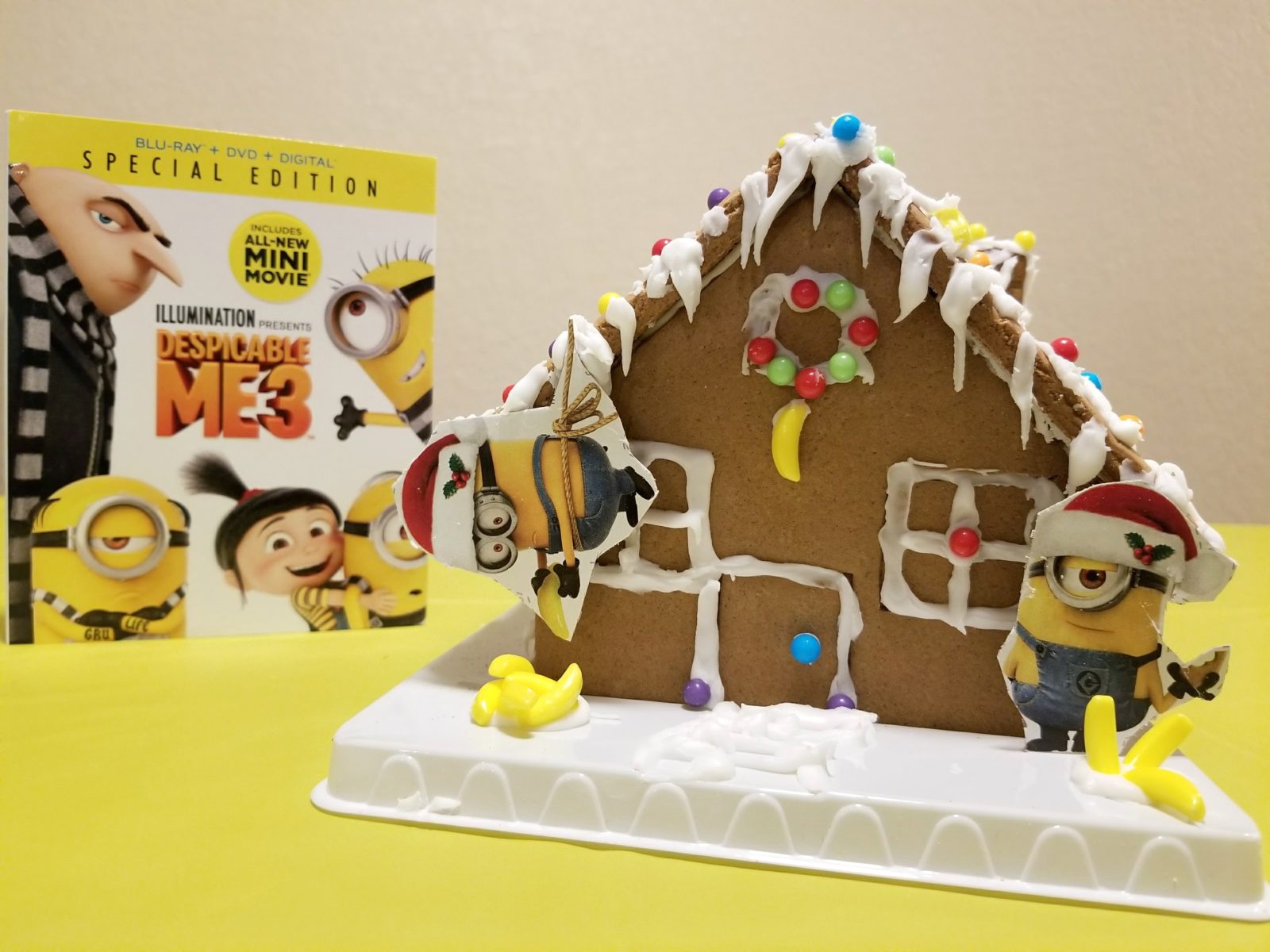 Minions Inspired Holiday Family Fun - Funtastic Life